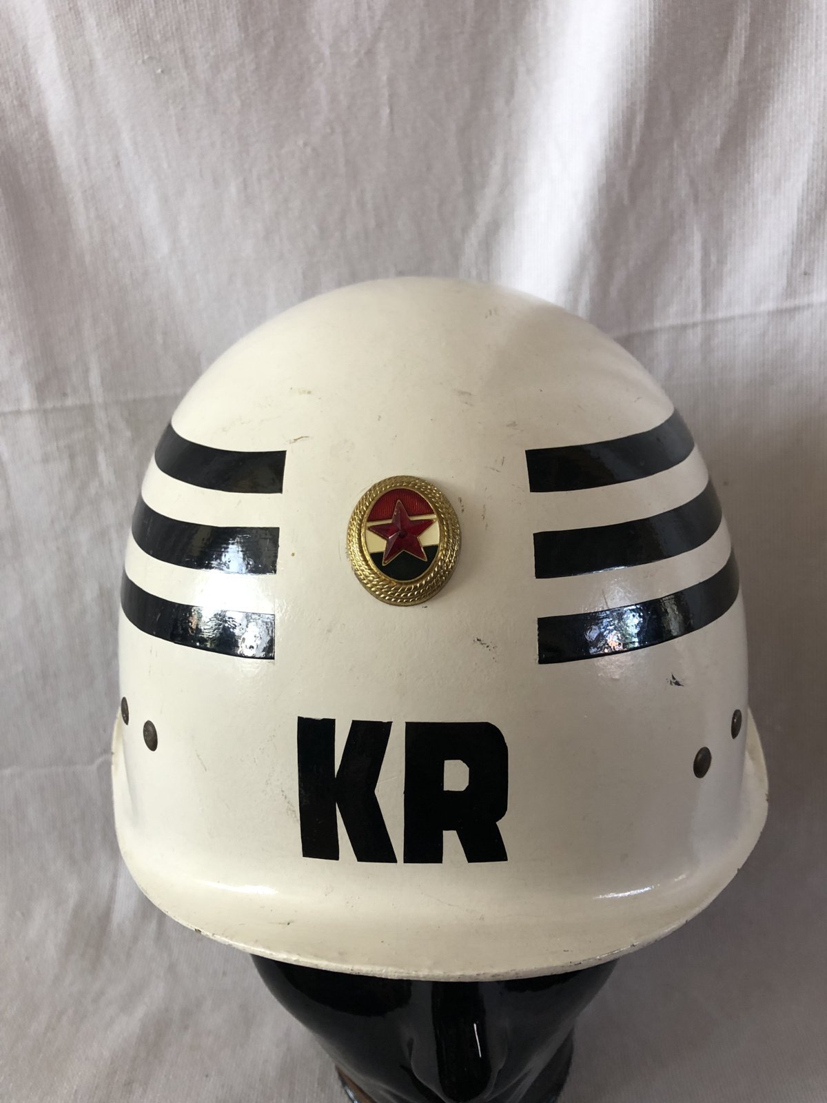 Hungarian Police helmet M50M – Hasenbos Militaria